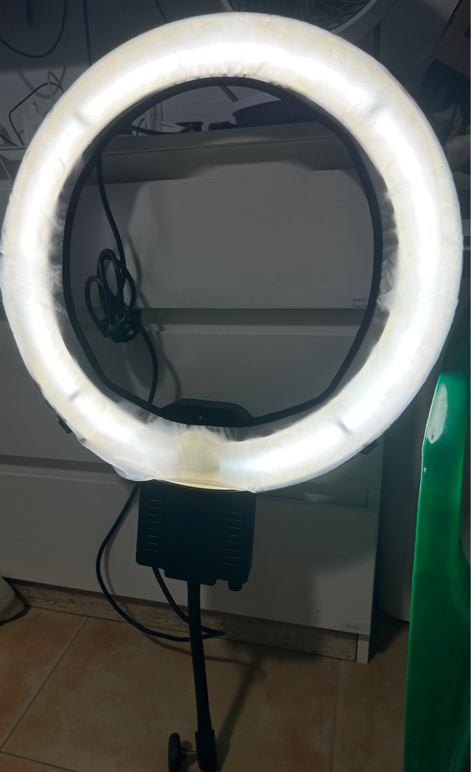 Nanguang CN-65C Pro Ring Light, Photography, Photography Accessories ...