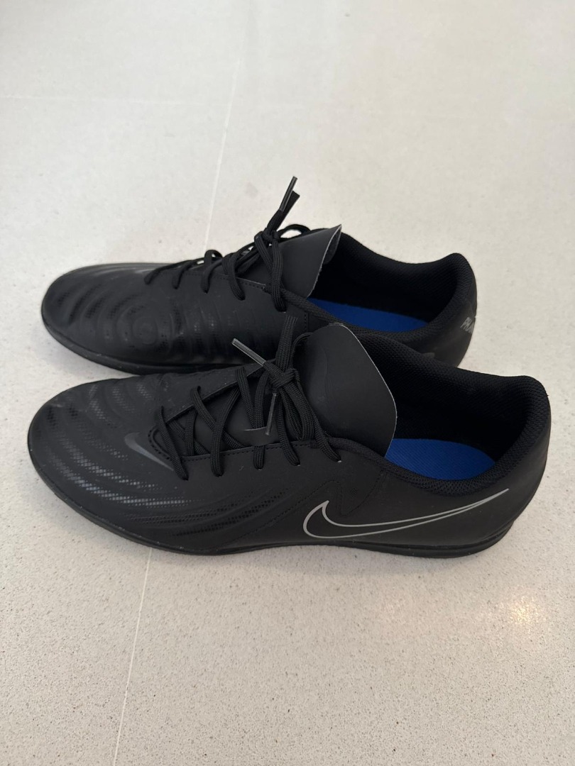 Nike Phantom GX 2 Club, Men's Fashion, Footwear, Sneakers on Carousell