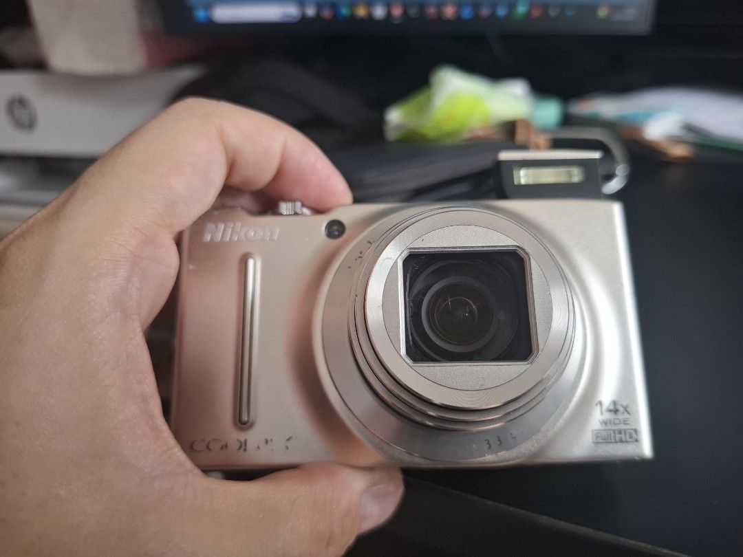Nikon coolpix s8200 Digital Camera, Photography, Cameras on Carousell