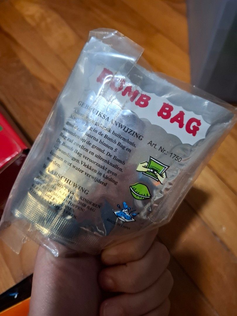 party items. Party Poppers & Glow Sticks and bomb bags, Hobbies & Toys ...