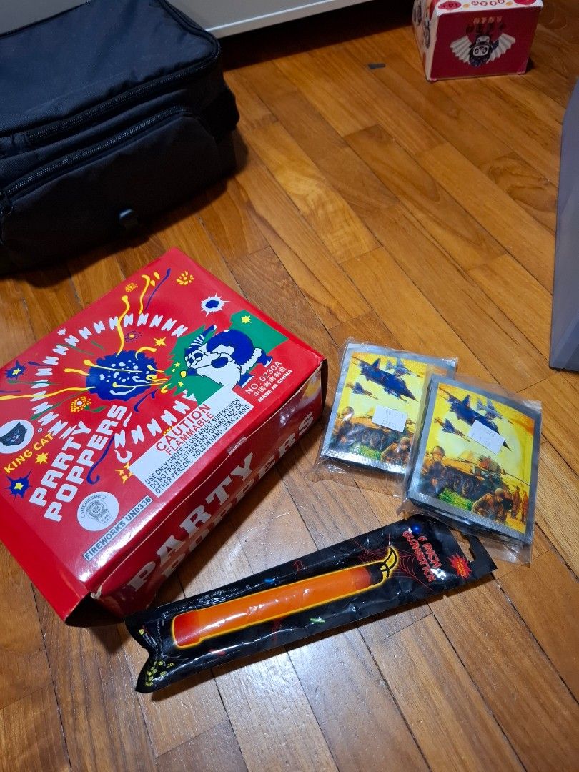 party items. Party Poppers & Glow Sticks and bomb bags, Hobbies & Toys ...