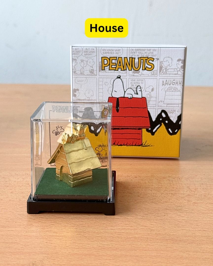 Peanuts Snoopy Dreaming 24K Gold Foil Mini Figure | The Singapore Mint ...