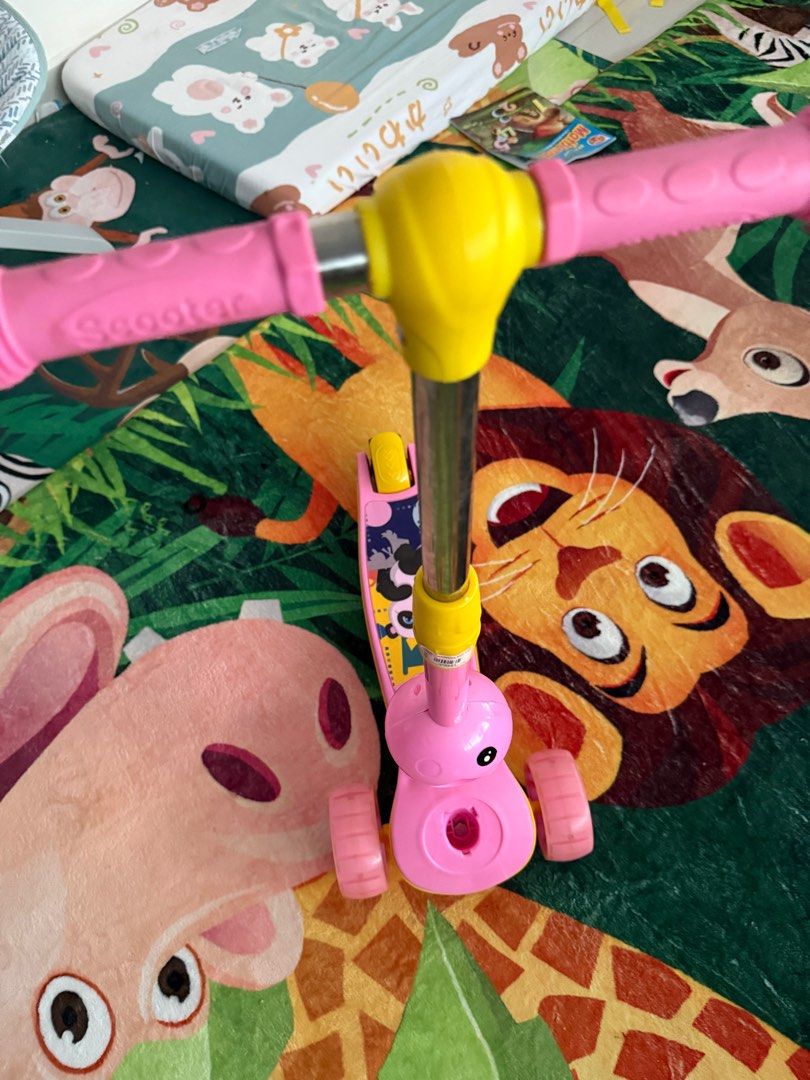 Pink KIDS Scooter with 3 Wheels, Sports Equipment, Sports & Games ...