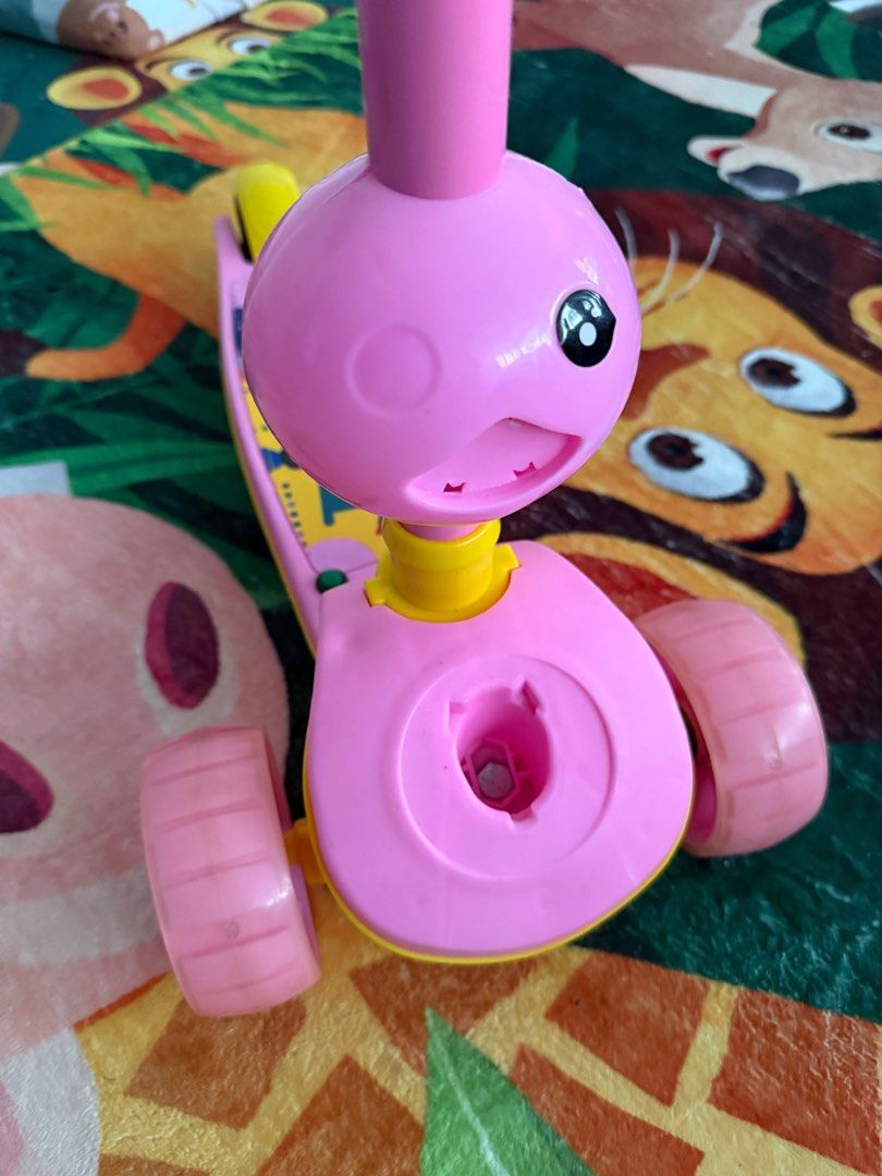 Pink KIDS Scooter with 3 Wheels, Sports Equipment, Sports & Games ...