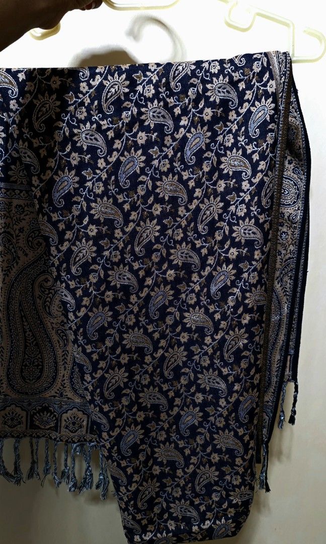 Pure Cotton pushmina shawls, Women's Fashion, Muslimah Fashion, Hijabs ...
