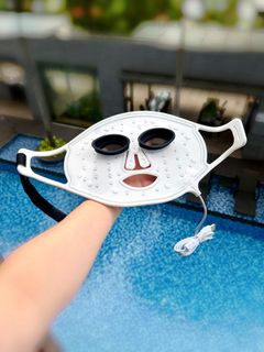 Dr. Gross Spectralite Faceware Pro Red Light Therapy Mask, Beauty ...