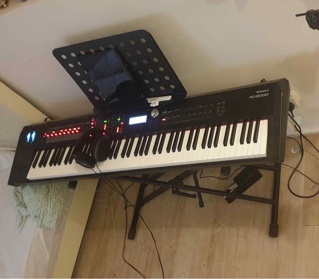 Roland RD-2000 Digital Piano Keyboard, Hobbies & Toys, Musical ...