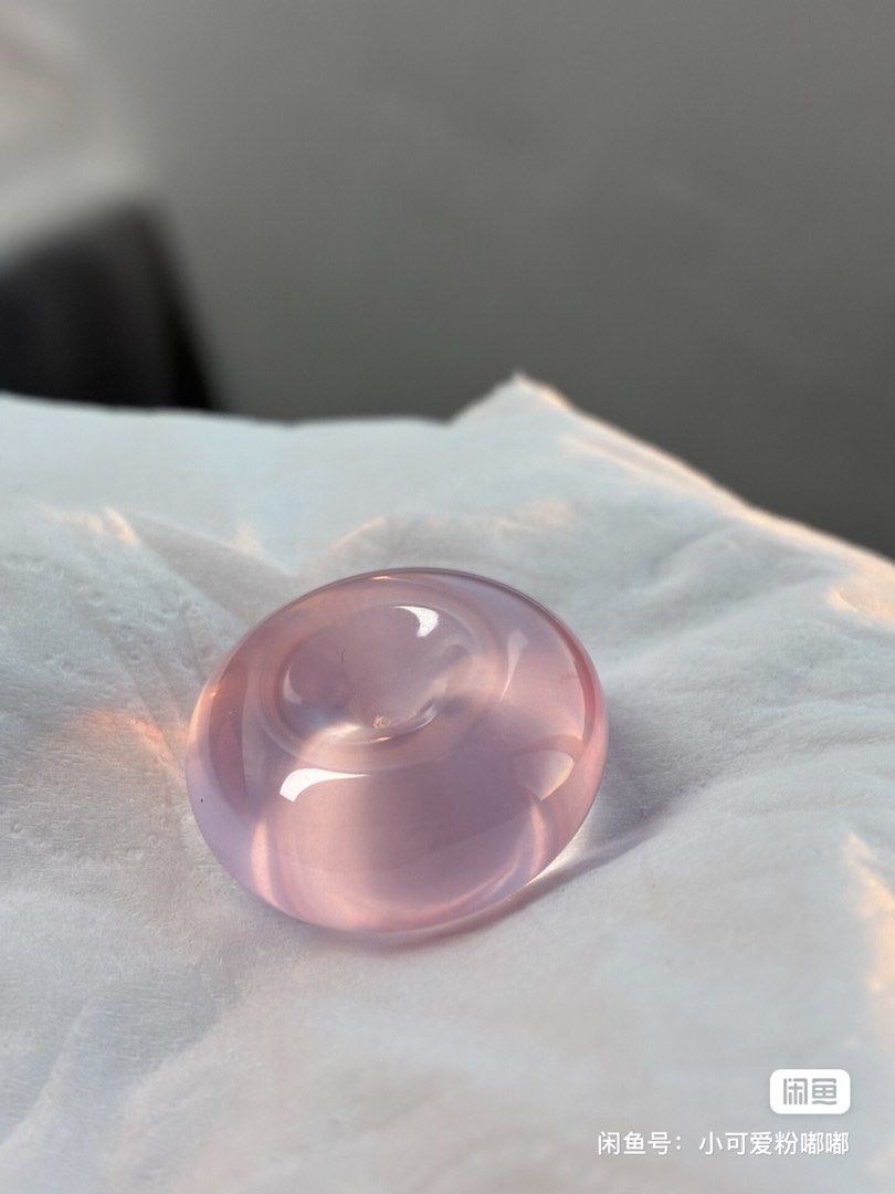 Rose Quartz Donut Pendent, Women's Fashion, Jewelry & Organisers ...