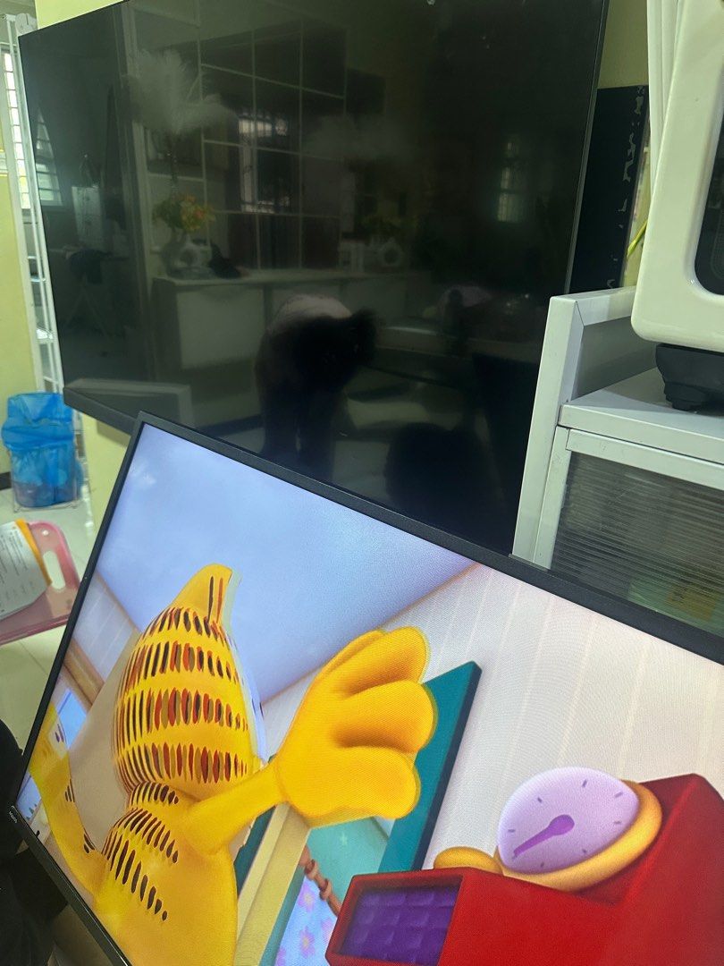 Sharp Smart TV, TV & Home Appliances, TV & Entertainment, TV on Carousell