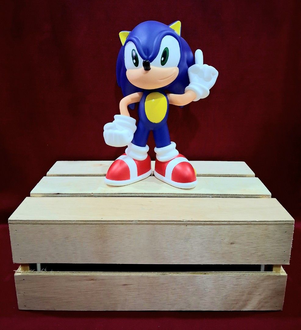 Sonic the Hedgehog Figure, Hobbies & Toys, Toys & Games on Carousell