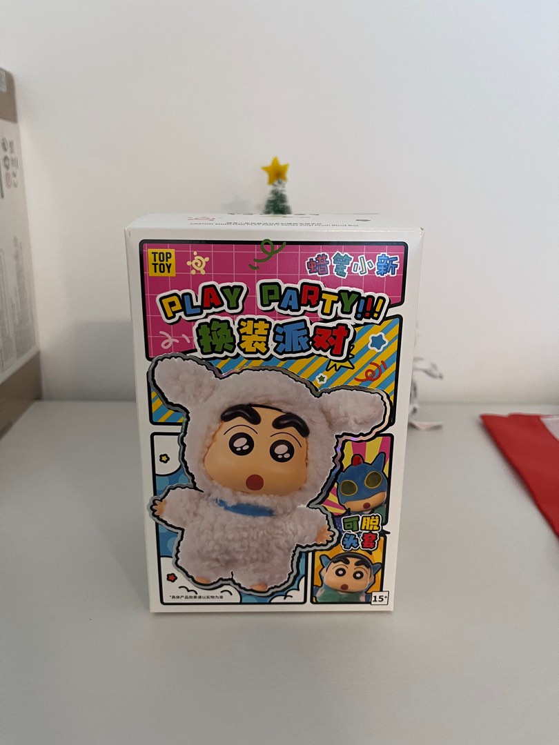 TopToy LBXX Crayon Shin-chan Play Party Blind Box Figure Plush keychain ...