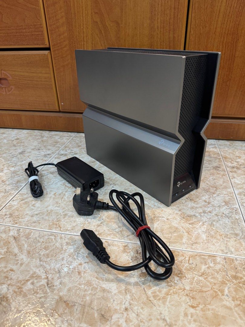 TP-Link BE22000 Tri-Band Wi-Fi 7 10G Router, Computers & Tech, Parts ...