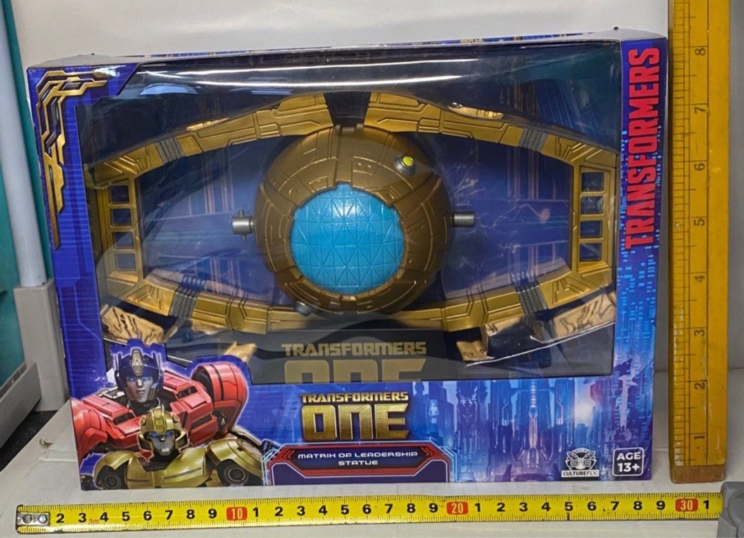 FIXED PRICE - Transformers One Matrix of Leadership Statue, Hobbies ...