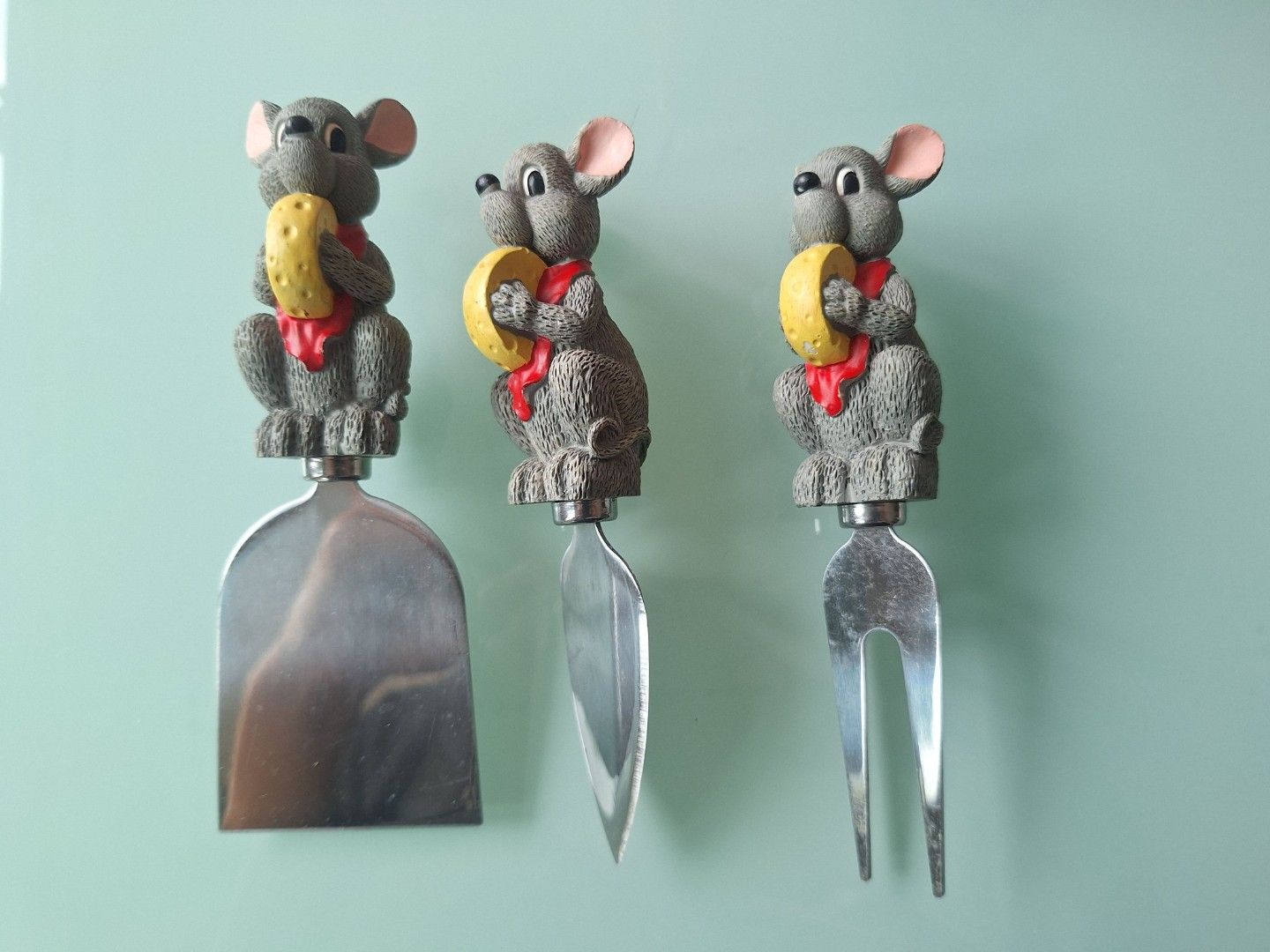 Vintage Mouse Cheese Knives Set, Furniture & Home Living, Kitchenware ...