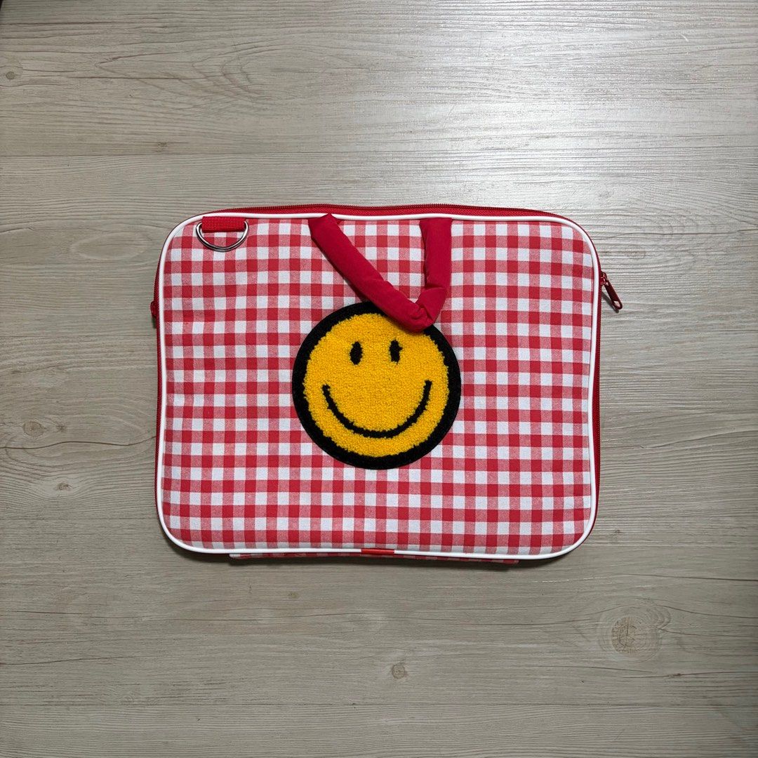Wiggle Wiggle Korea 13-inch Laptop Bag, Computers & Tech, Parts ...