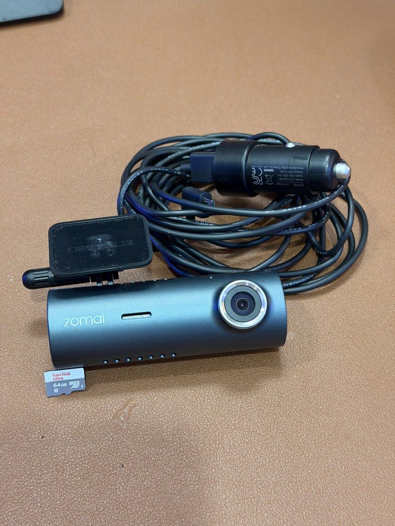 70mai M300 Dash Cam with SD CARD, Auto Accessories on Carousell