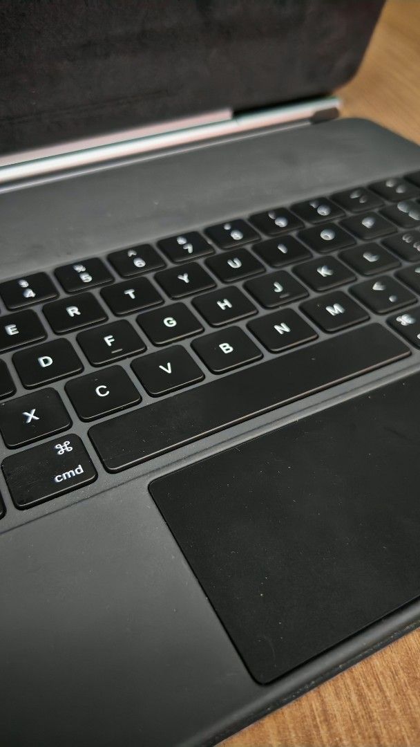 Apple iPad 12.9 Magic Keyboard - Black, Computers & Tech, Parts ...