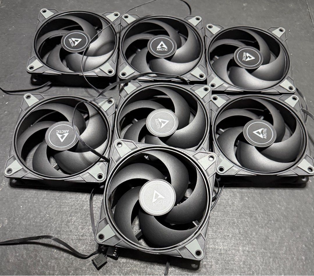 Arctic P12 Max Fan, Computers & Tech, Parts & Accessories, Computer ...