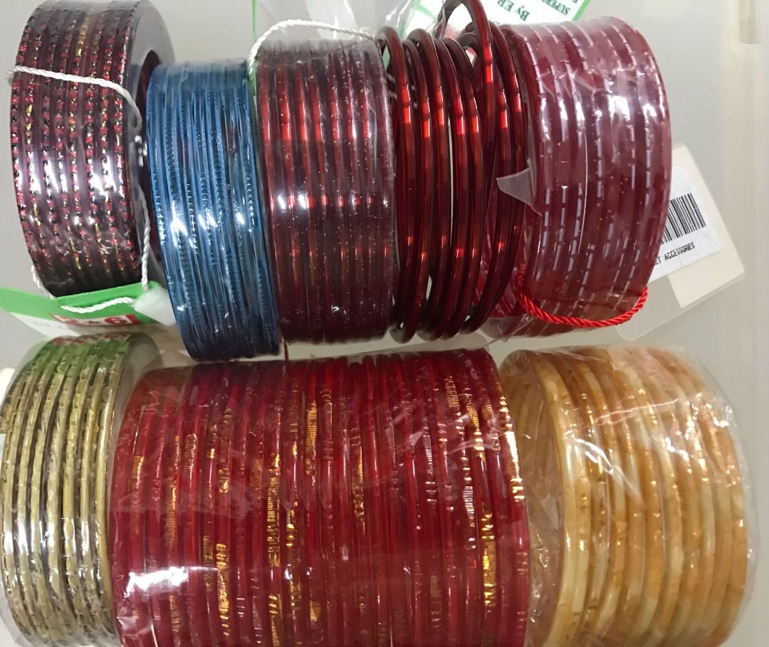 Assorted Indian glass Bangles - Various Colors and Styles in size 2.6 ...