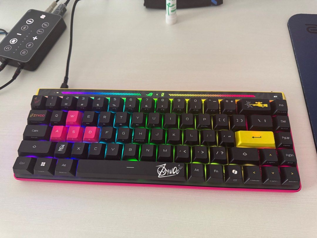 ASUS ROG Falchion Ace HFX ZywOo Edition 65% Wired Gaming Keyboard - ROG ...