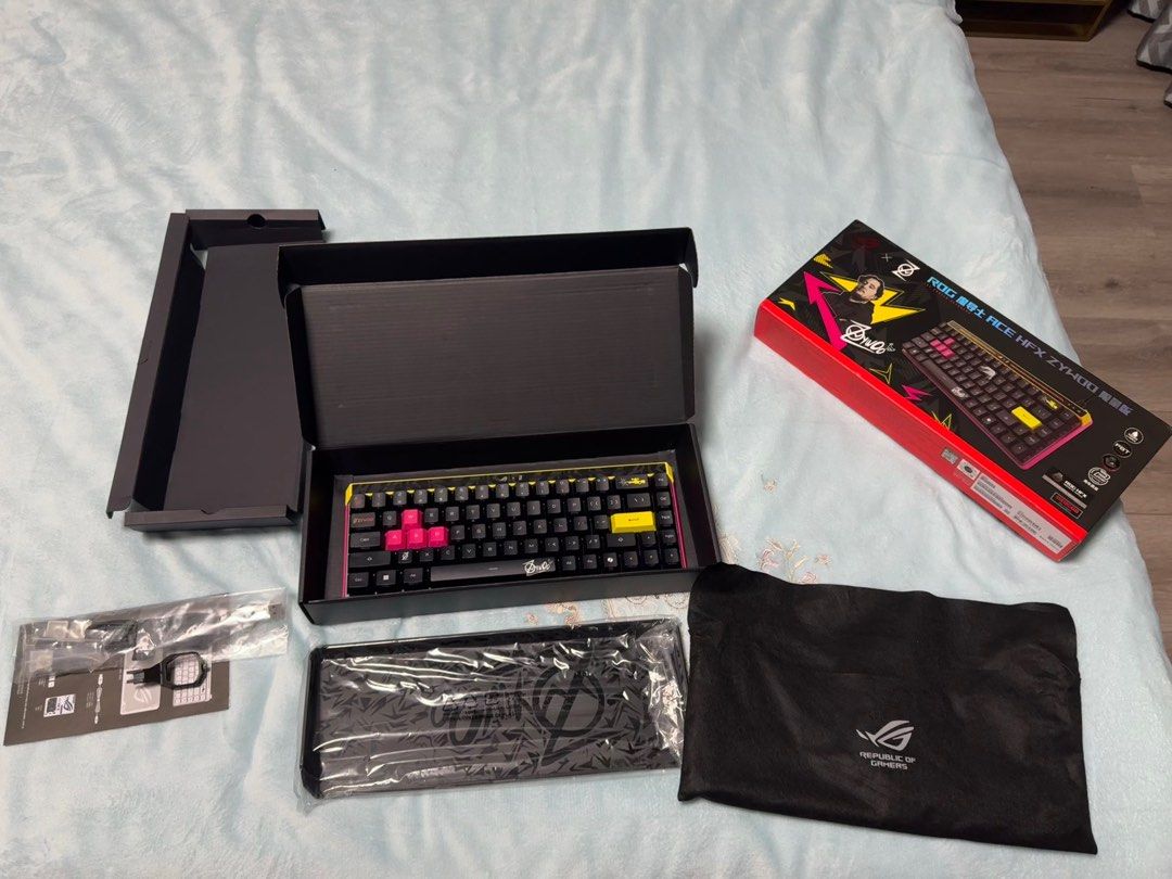 ASUS ROG Falchion Ace HFX ZywOo Edition 65% Wired Gaming Keyboard - ROG ...