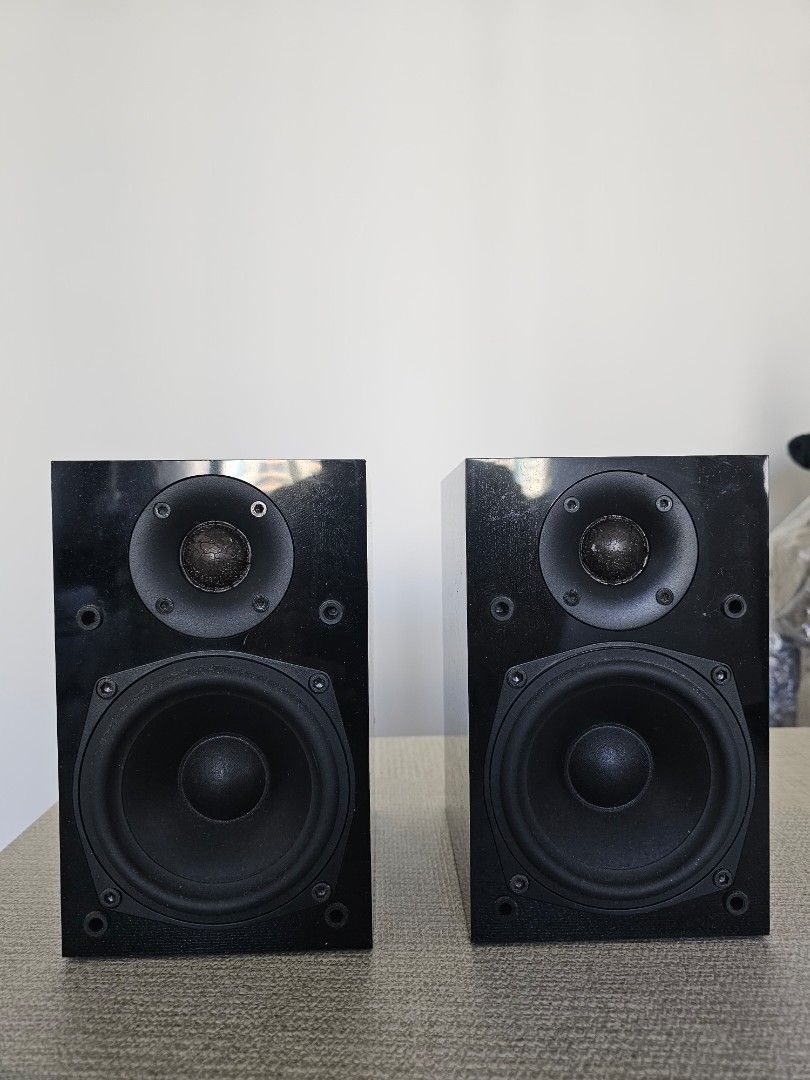 Audio Pro Black Ruby Bookshelf Speaker 揚聲器, 音響器材, Soundbar、揚聲器、藍牙喇叭、耳擴 - Carousell