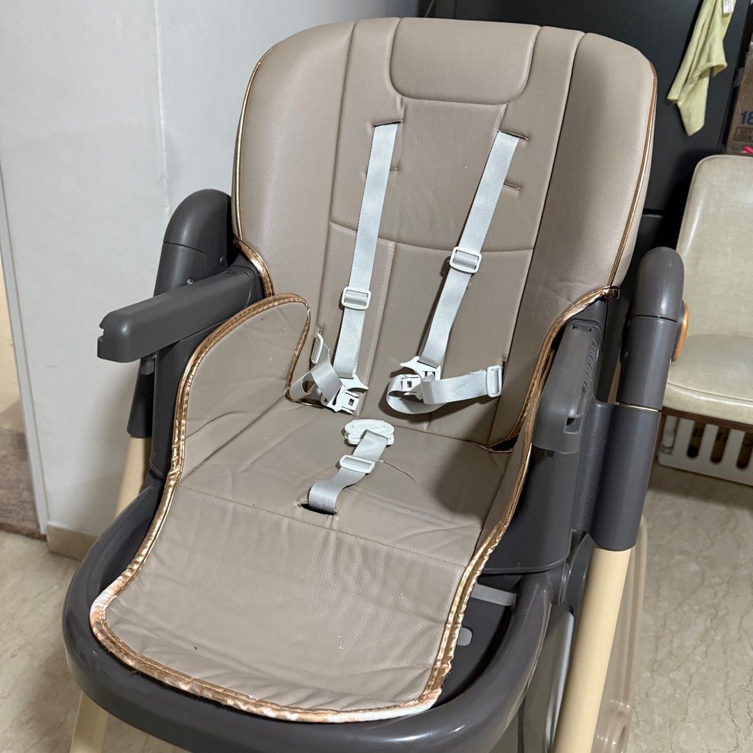 Baby / Infant / toddler High Chair with wheels, adjustable backrest ...