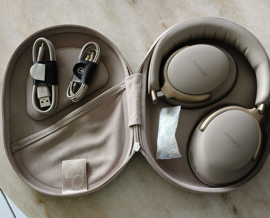 Bose QuietComfort Ultra Headphones - Gen 1, Audio, Headphones ...