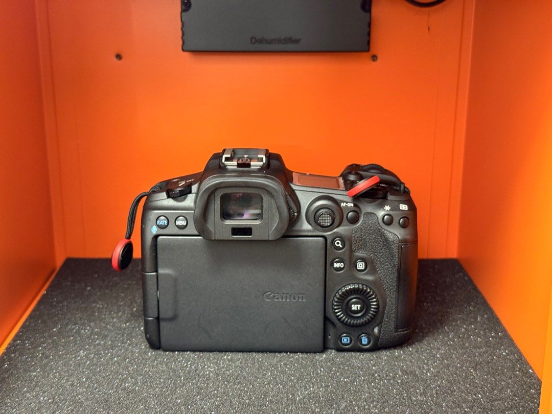 Canon EOS R5 Mirrorless Camera - Excellent condition, Photography ...
