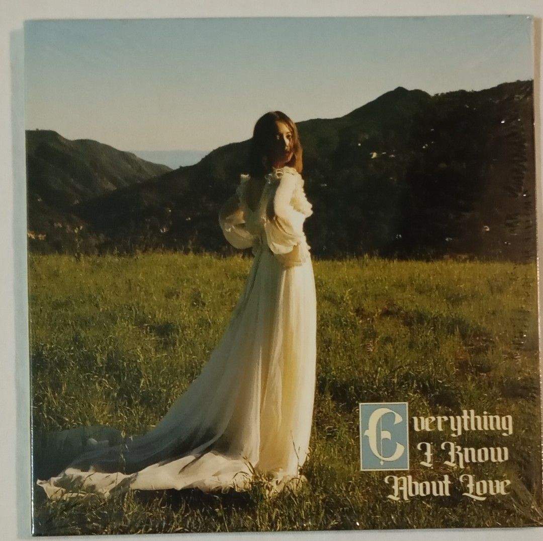 [Capitol Music] Laufey - Everything I Know About Love CD Album ...