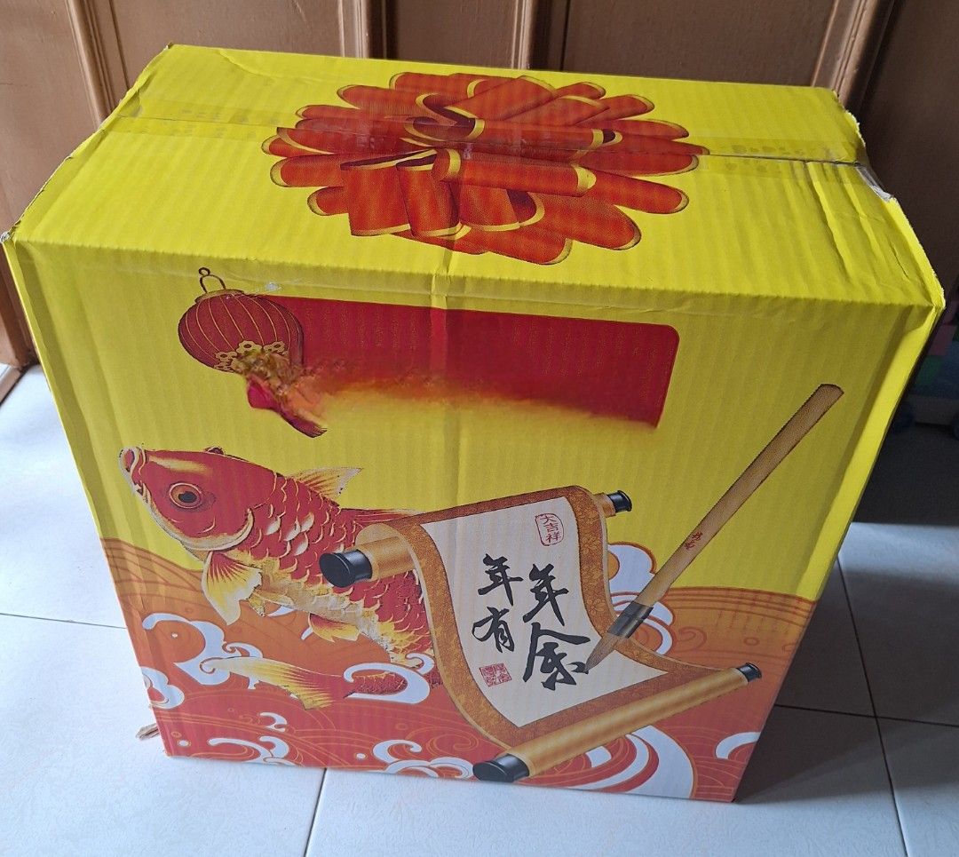 Chinese New Year Gift Hamper with Box, Food & Drinks, Gift Baskets ...