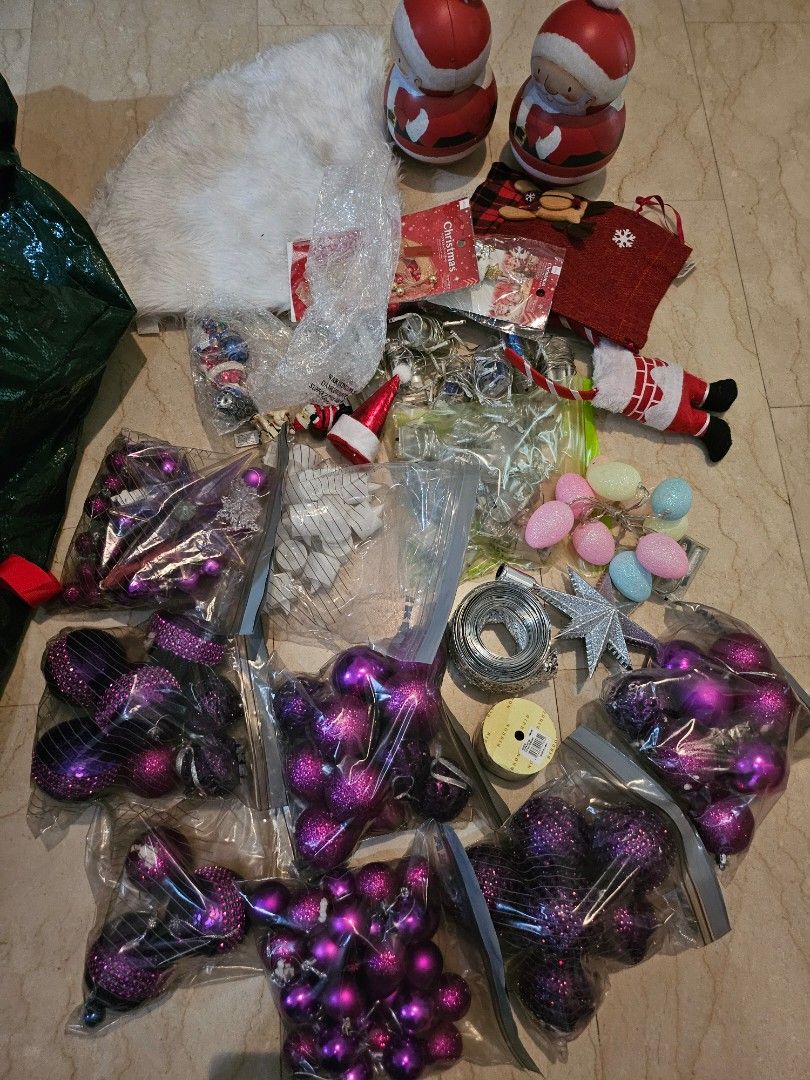 Christmas Tree and Decorations, Furniture & Home Living, Home Decor ...