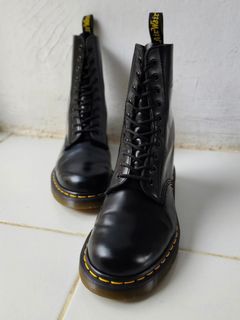 DR MARTENS 1460 BLACK 7UK 41 DOCMART HIGH BOOTS, Fesyen Pria, Sepatu ...