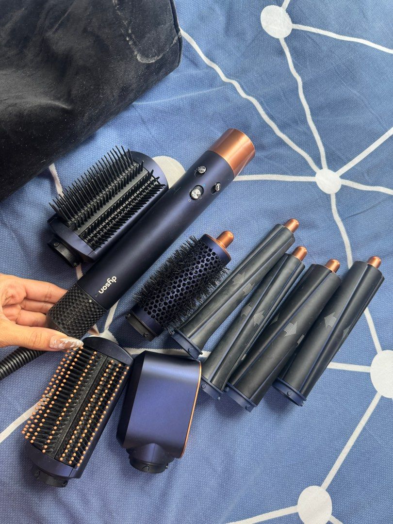 Dyson Airwrap Gen1, Beauty & Personal Care, Hair on Carousell