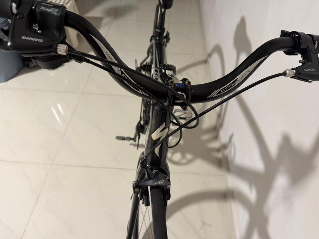Full carbon Specialized Roubaix Road Bike, Sports Equipment, Bicycles ...