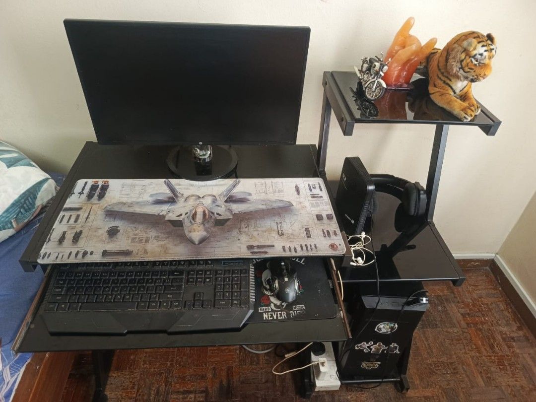 Gaming PC Setup with Monitor, Keyboard, and Mouse, Computers & Tech ...