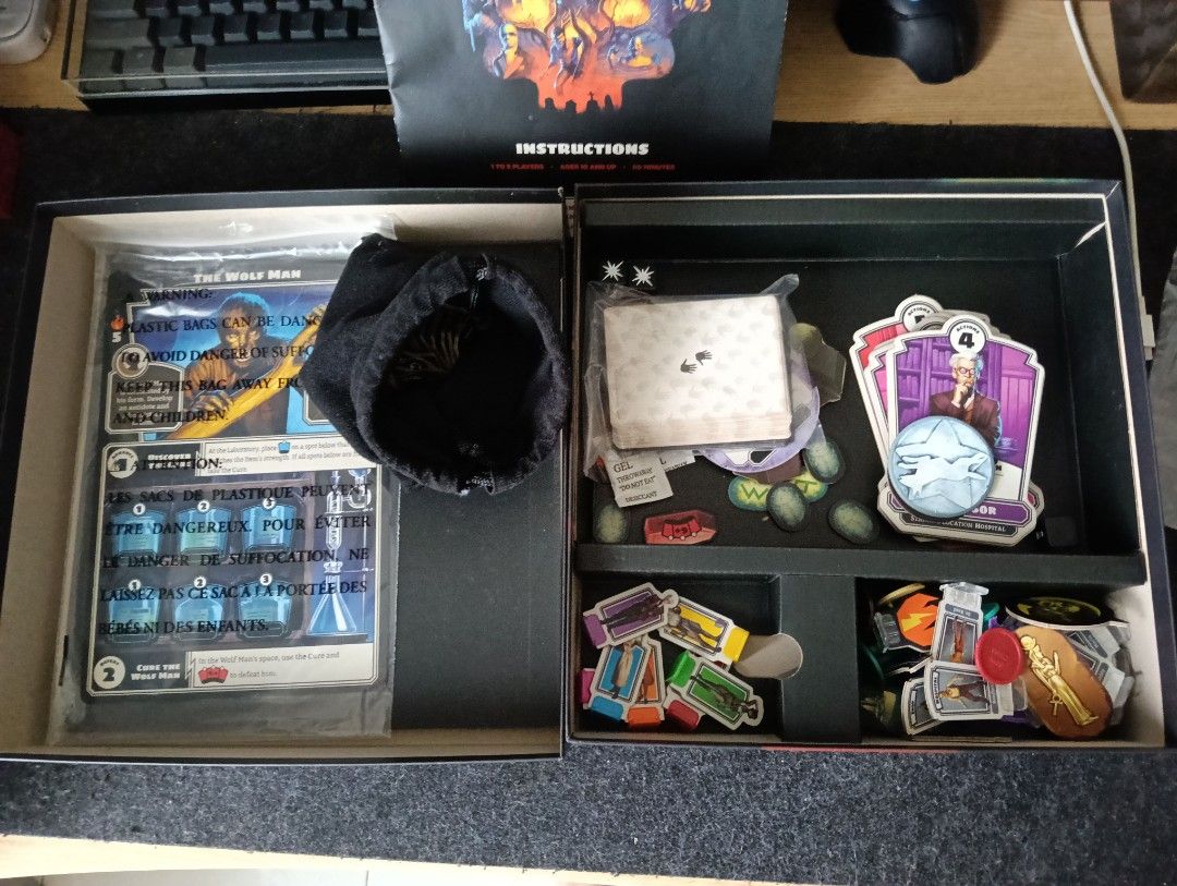 Horrified Board Game, Hobbies & Toys, Toys & Games on Carousell