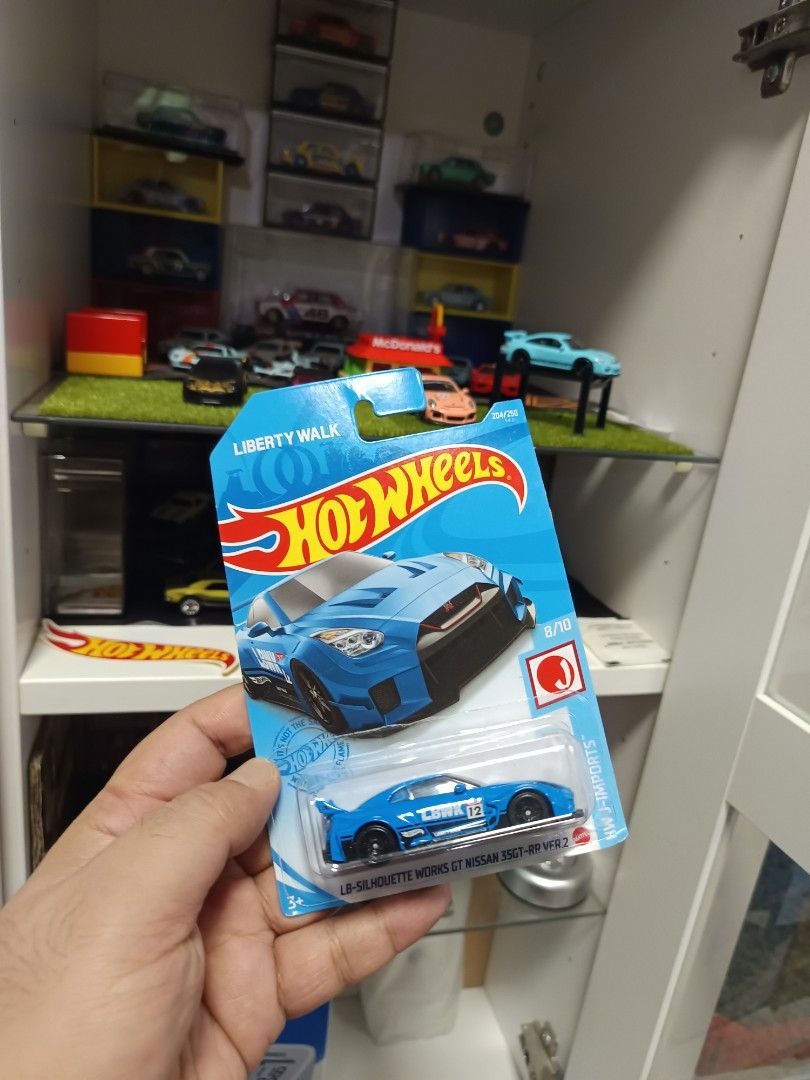 Hot Wheels Liberty Walk Nissan GT-R R35, Hobbies & Toys, Toys & Games ...