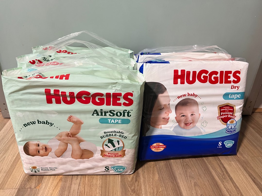 Huggies AirSoft & Dry Diapers - Size S, Babies & Kids, Bathing ...