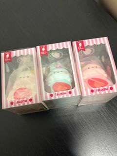 ibloom penguin fowatch squishy, Hobbies & Toys, Toys & Games on Carousell