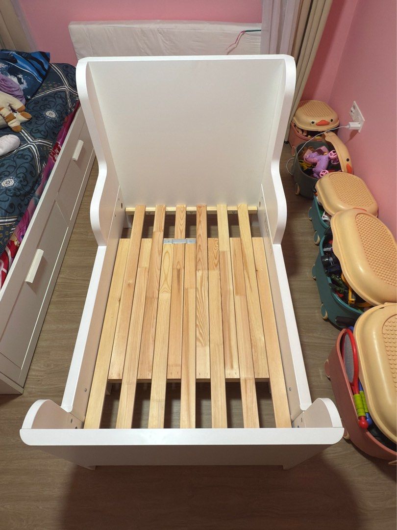 IKEA BUSUNGE Extendable Bed - White, Furniture & Home Living, Furniture ...