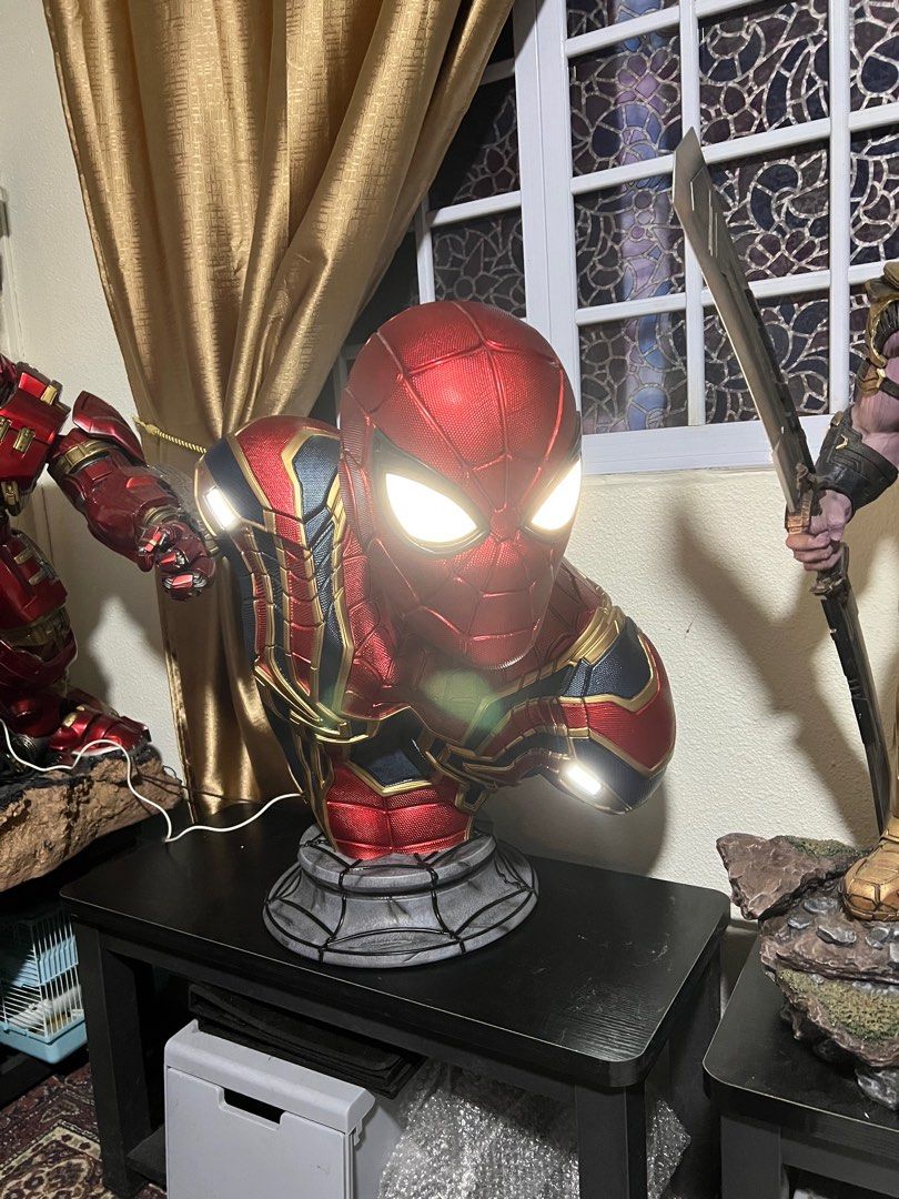 1:1 scale Iron Spider Bust Statue with LED Lights non sideshow hot toys ...