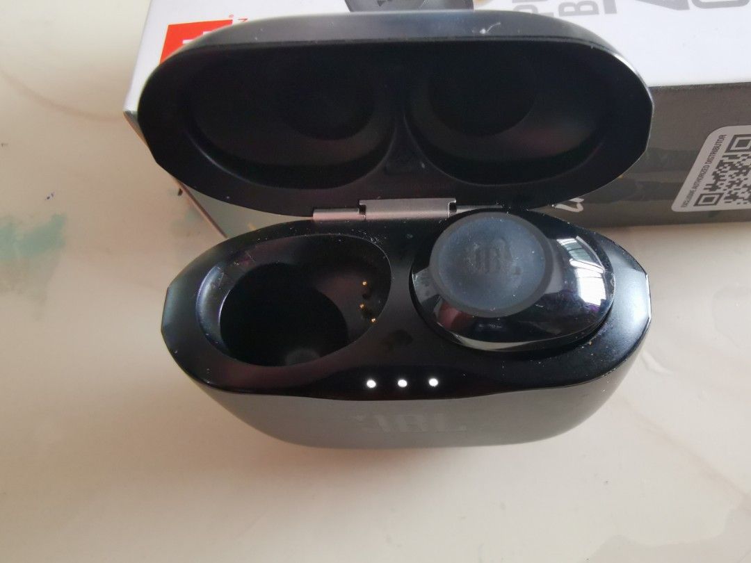 JBL Tune 125 TWS Earbuds, Audio, Earphones on Carousell