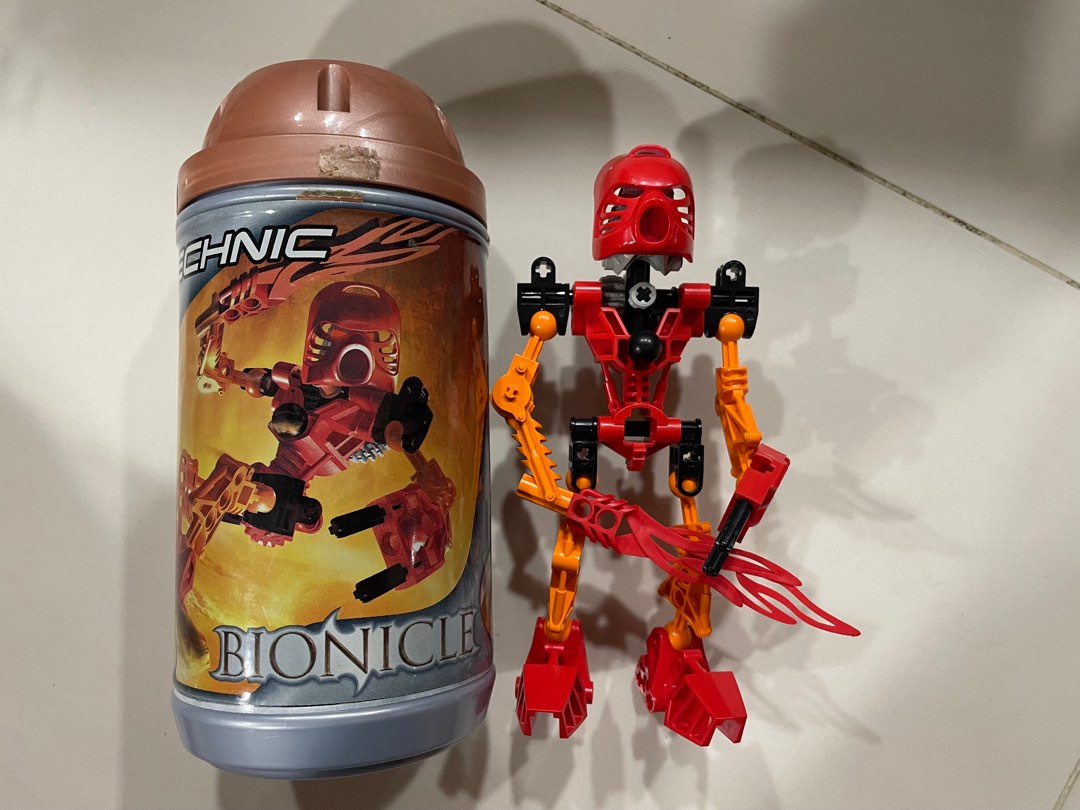 LEGO bionicle (8534)-Toa Tahu, Hobbies & Toys, Toys & Games on Carousell