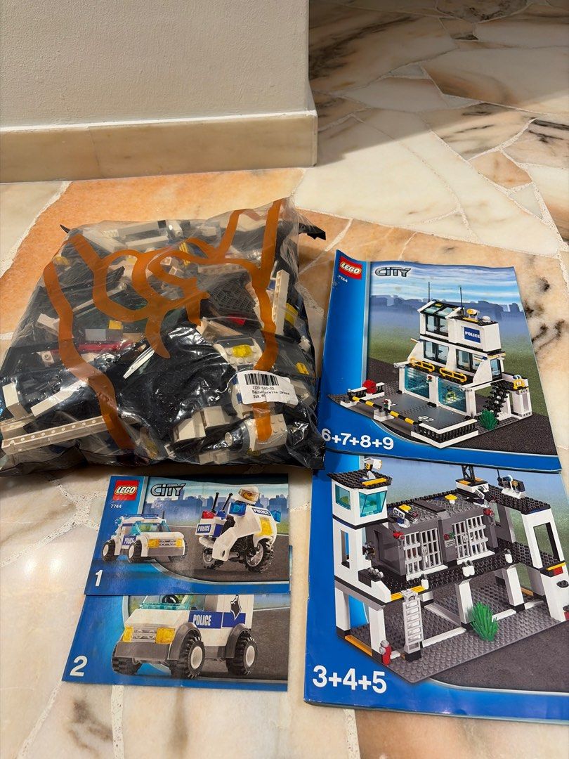 LEGO City Police Station Set 7744, Hobbies & Toys, Toys & Games on ...