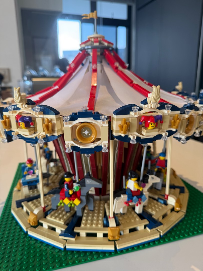 LEGO Creator Expert Carousel Set 10196, Hobbies & Toys, Toys & Games on ...