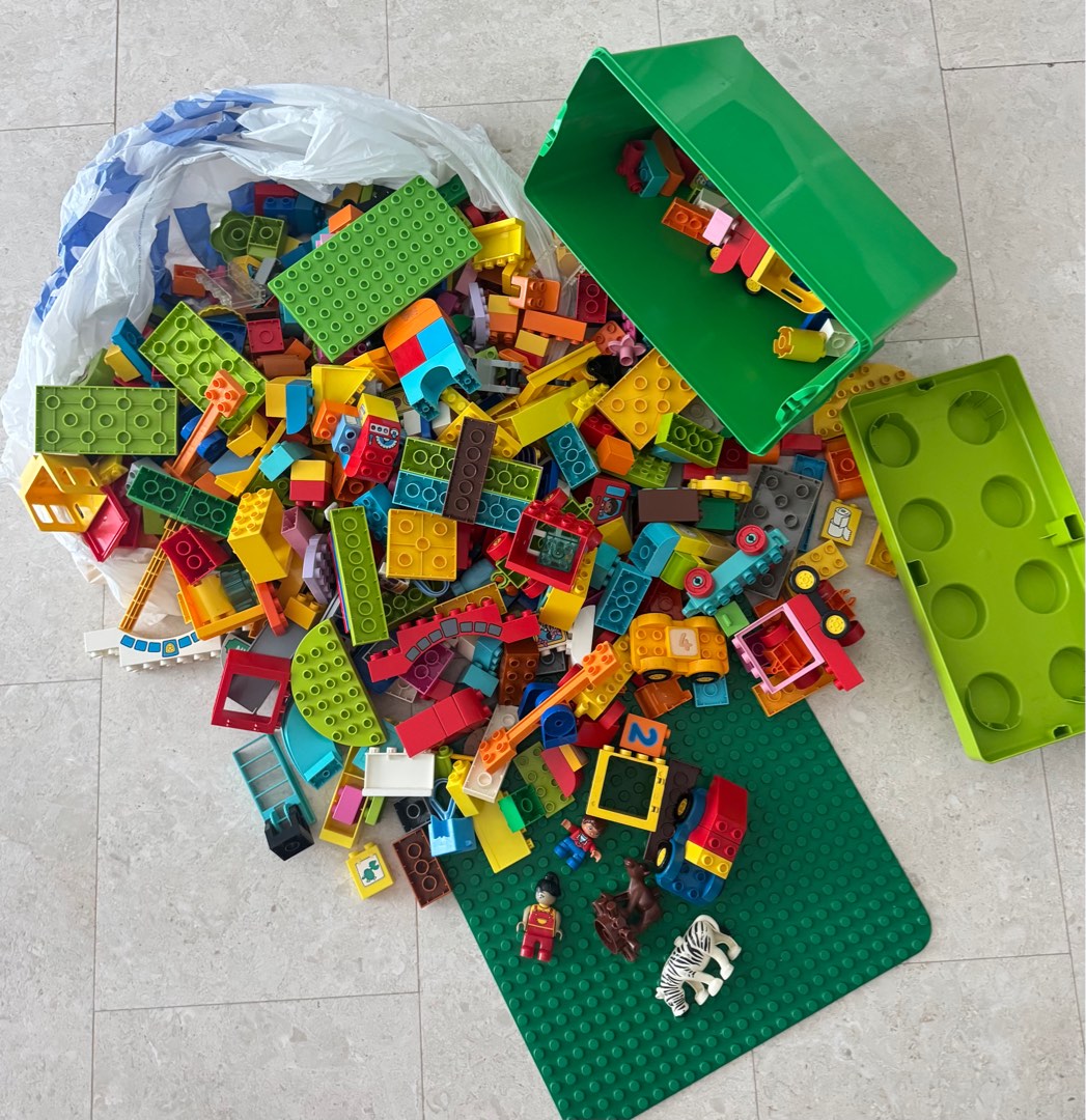 LEGO Duplo Blocks Set with Storage Box, Hobbies & Toys, Toys & Games on ...