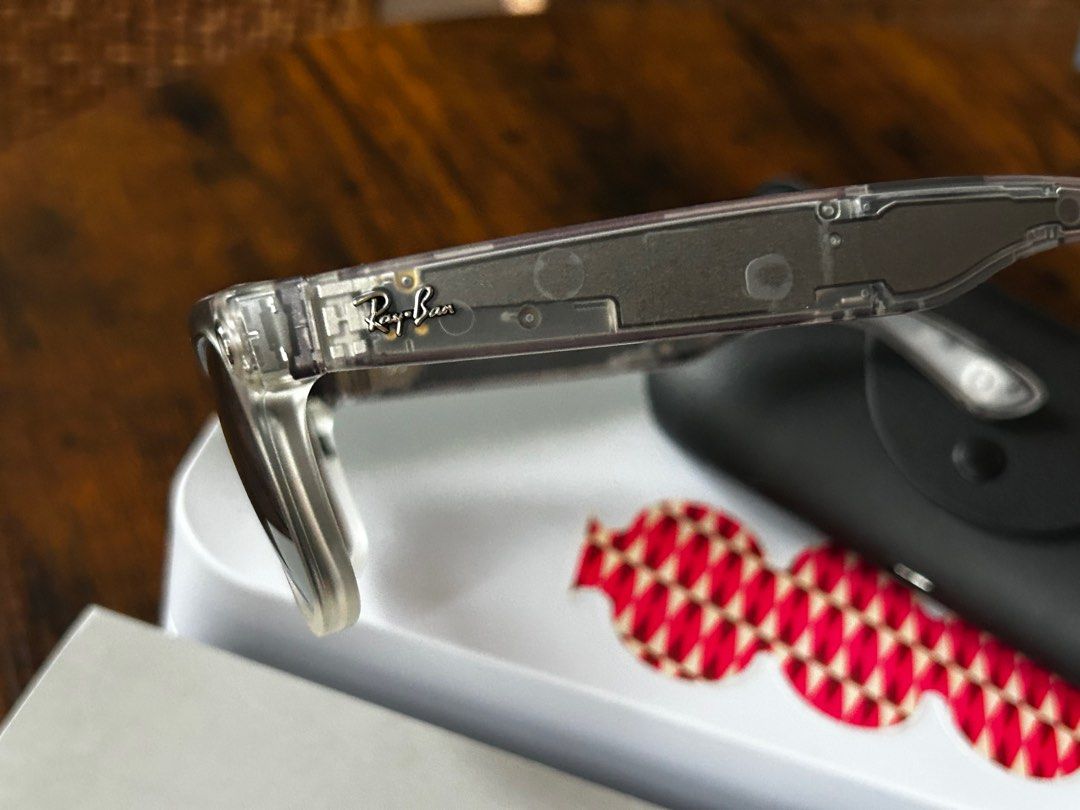 Limited Edited Ray-Ban Meta Wayfarer (Gen 2), Men's Fashion, Watches ...