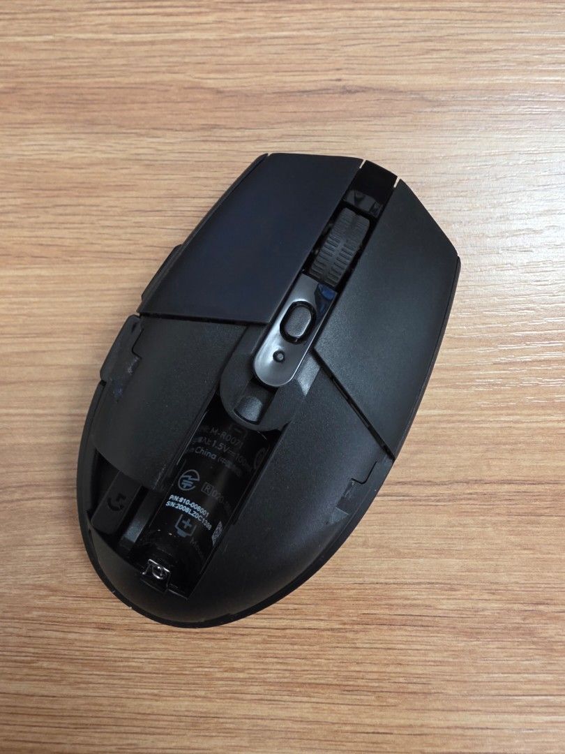 Logitech G304 Wireless Gaming Mouse, Computers & Tech, Parts ...