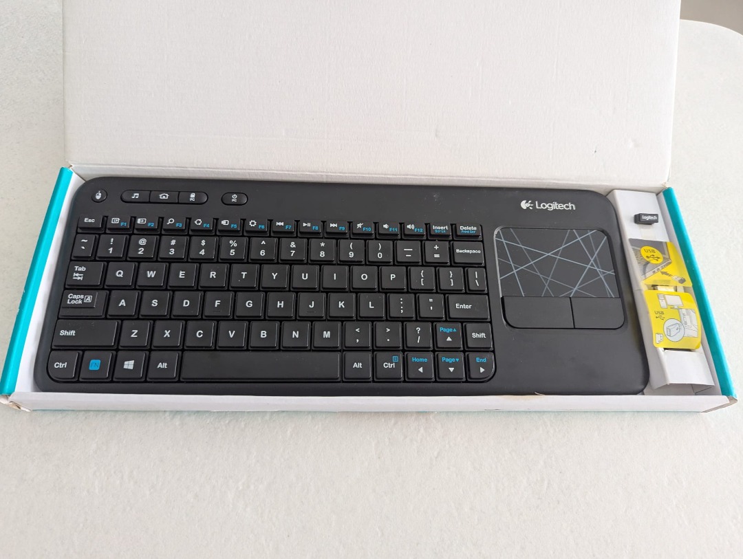 Logitech K400r Wireless Touch Keyboard, Computers & Tech, Parts ...